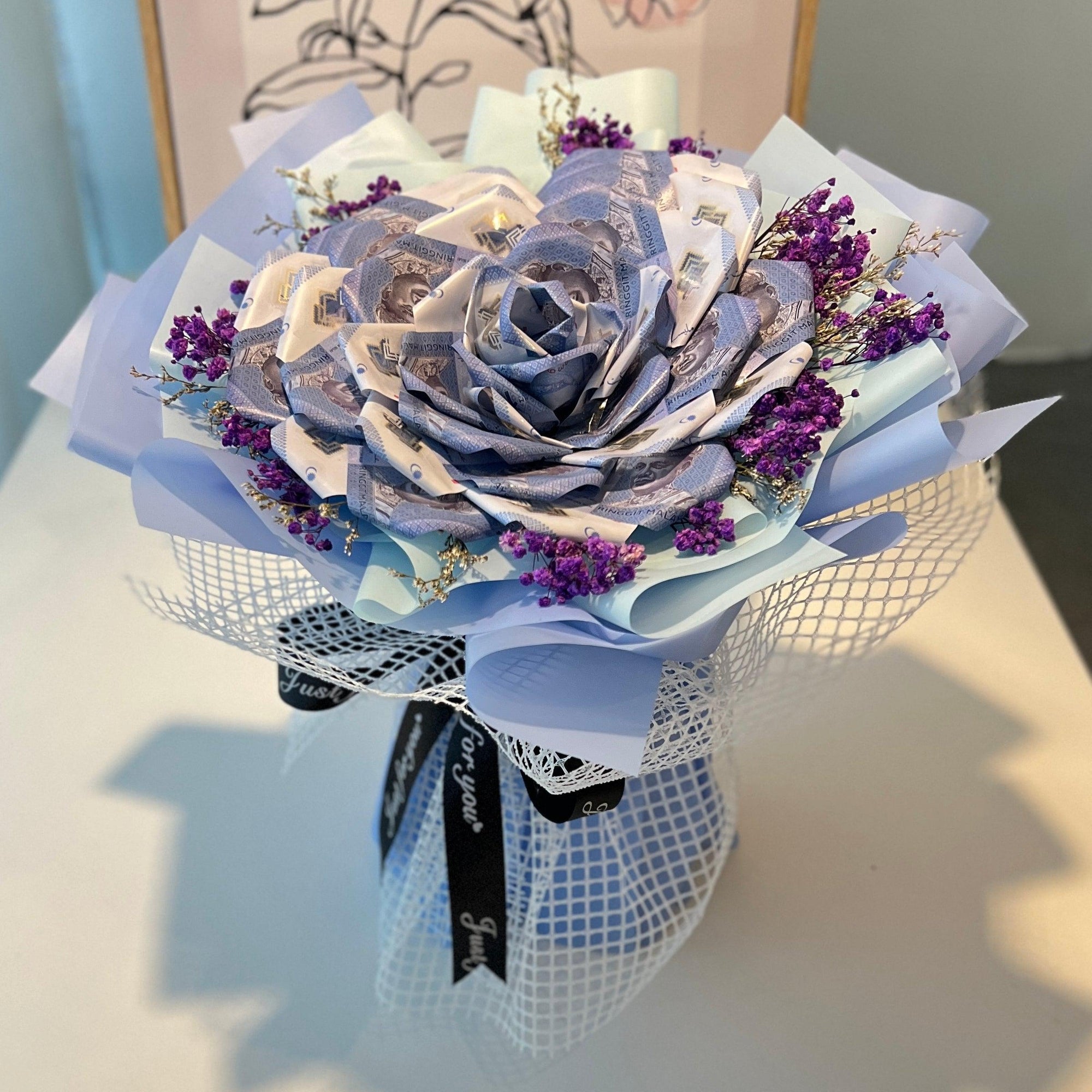 Delicate Love - Money Flower Bouquet
